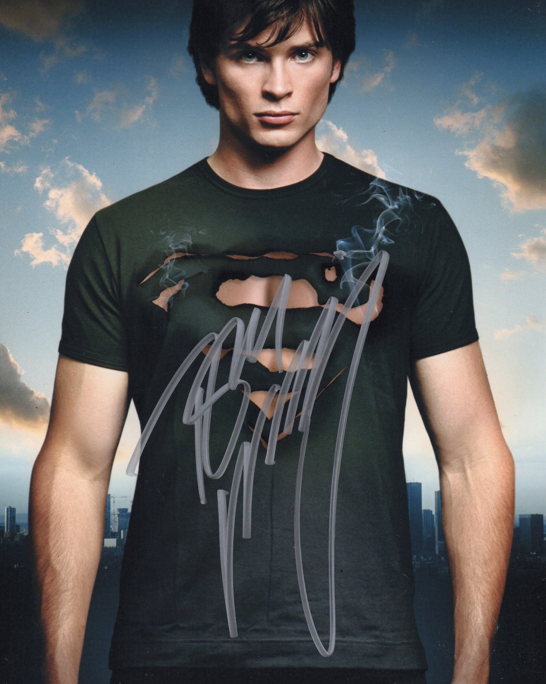 TOM WELLING SIGNED SMALLVILLE 8X10 PHOTO (4) – signingdreams